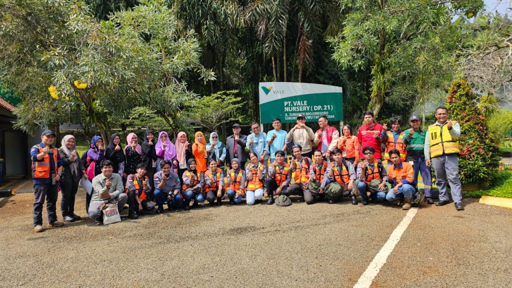 Tim Kedaireka dan Mahasiswa Program MBKM Fakultas Kehutanan Unhas ...